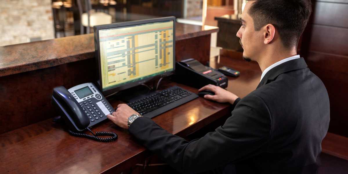 845+ Front Desk Jobs WhatsApp Group Links Join List 2025